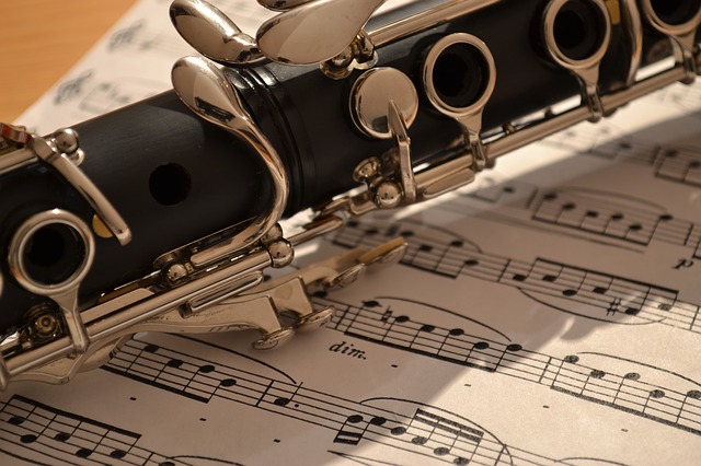 La música: ritmo, melodía y armonía. Fundamentos.